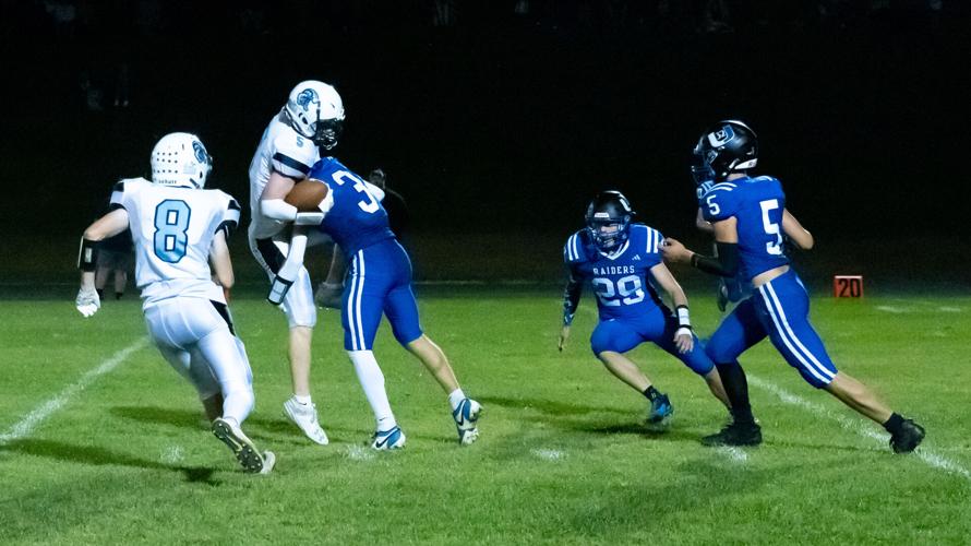 Weekend Roundup: Milton football tops Spaulding, 18-13 | Slider ...