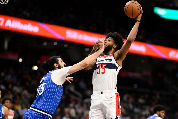 CJ McCollum steadies Wizards in 4th quarter of 120-112 win over Magic ...