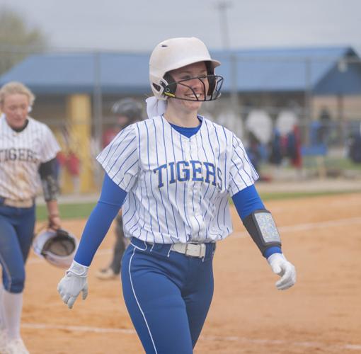 Lady Tigers let bats fly in doubleheader victories | Sports ...