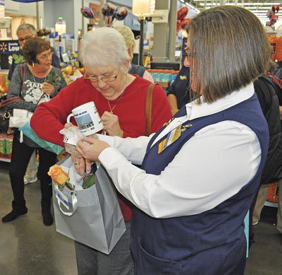 Walmart celebrates 40 years in Princeton.. | News | timesleader.net