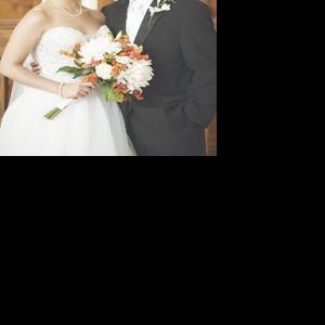 Berton-Bearb exchange vows in double-ring wedding ceremony | Lifestyle ...