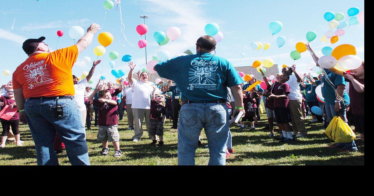Celebrating in prison: Children, inmates connect at Celebrate Life ...