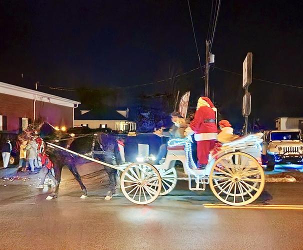 Fredonia Christmas parade kicks off festive season | News | timesleader.net
