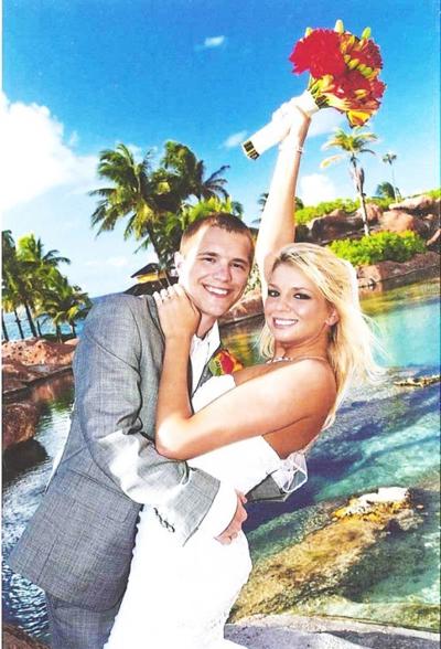 Blackburn-Kissner exchange vows in Bahamas | Lifestyle | timesleader.net
