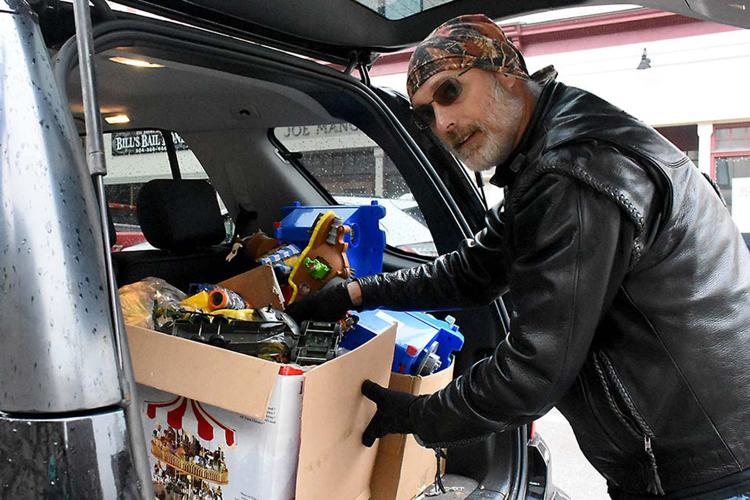 Many toys collected in annual toy run | News | timeswv.com