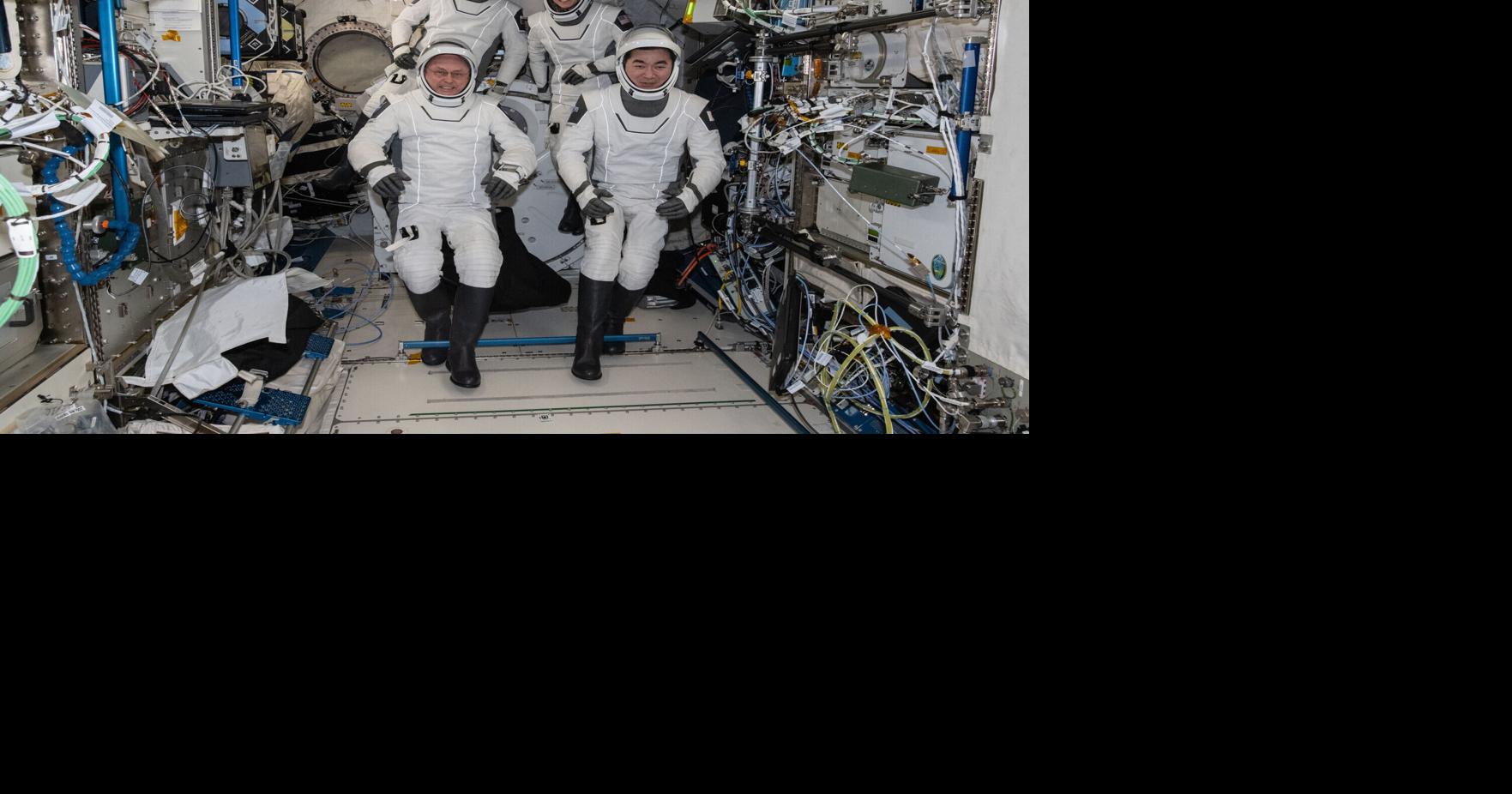 NASA sends 4 astronauts back to Earth in first medical evacuation ...