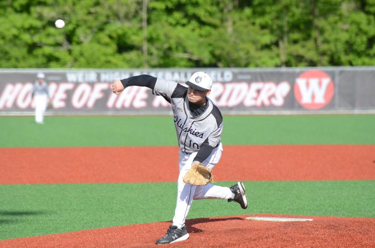 Red Riders tame Huskies to stay alive | High School Sports | timeswv.com