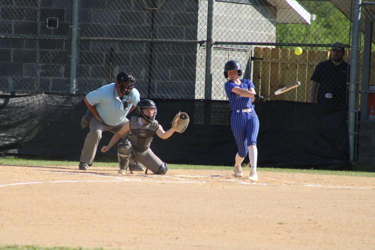 North Marion softball ends Fairmont Senior's season on double play to ...