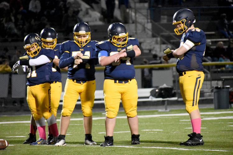Bees blast Berkeley Springs 40-8 on senior night | Sports | timeswv.com