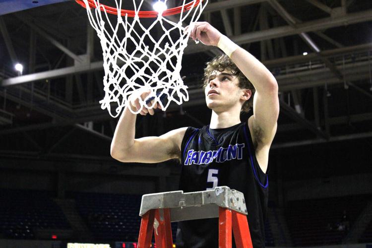Dobbs' game-winner lifts Polar Bears to state championship victory ...