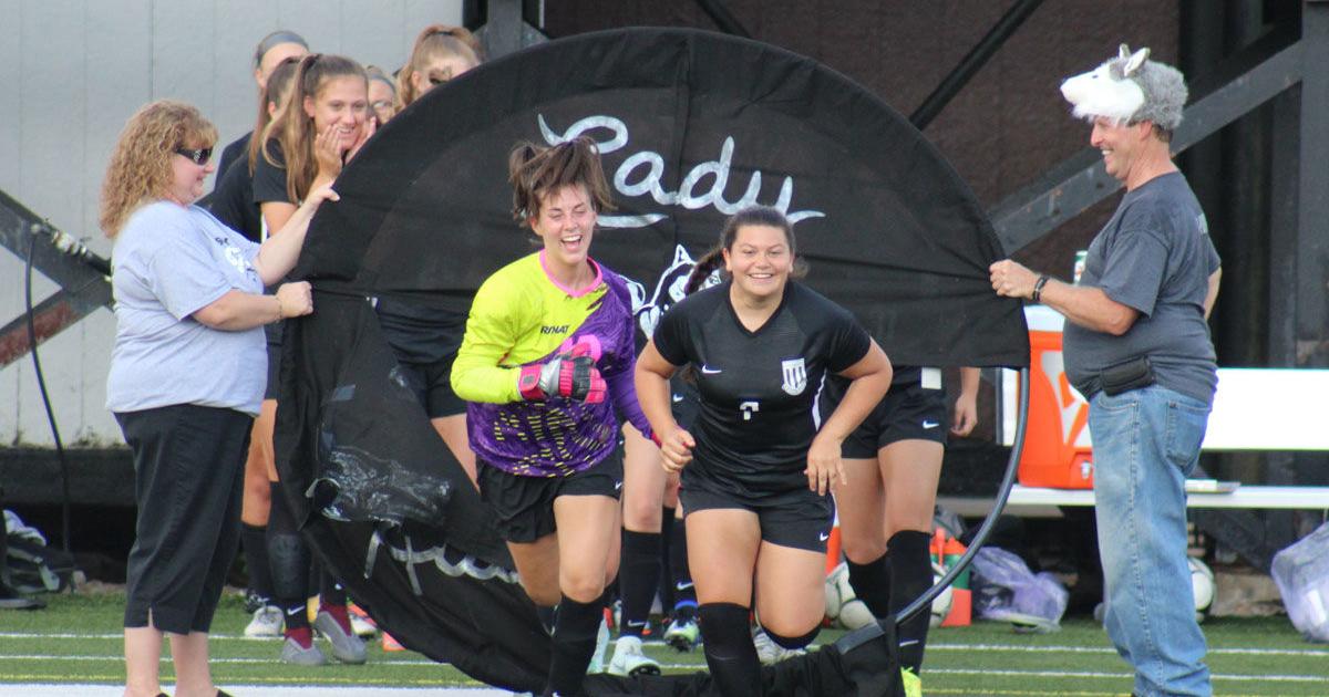 Efaw, Zemonick lead NMHS rout of Tyler Consolidated, 14-0: PHOTOS ...
