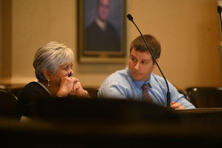 Marion County Circuit Court Judge gives attorneys chance to behave ...