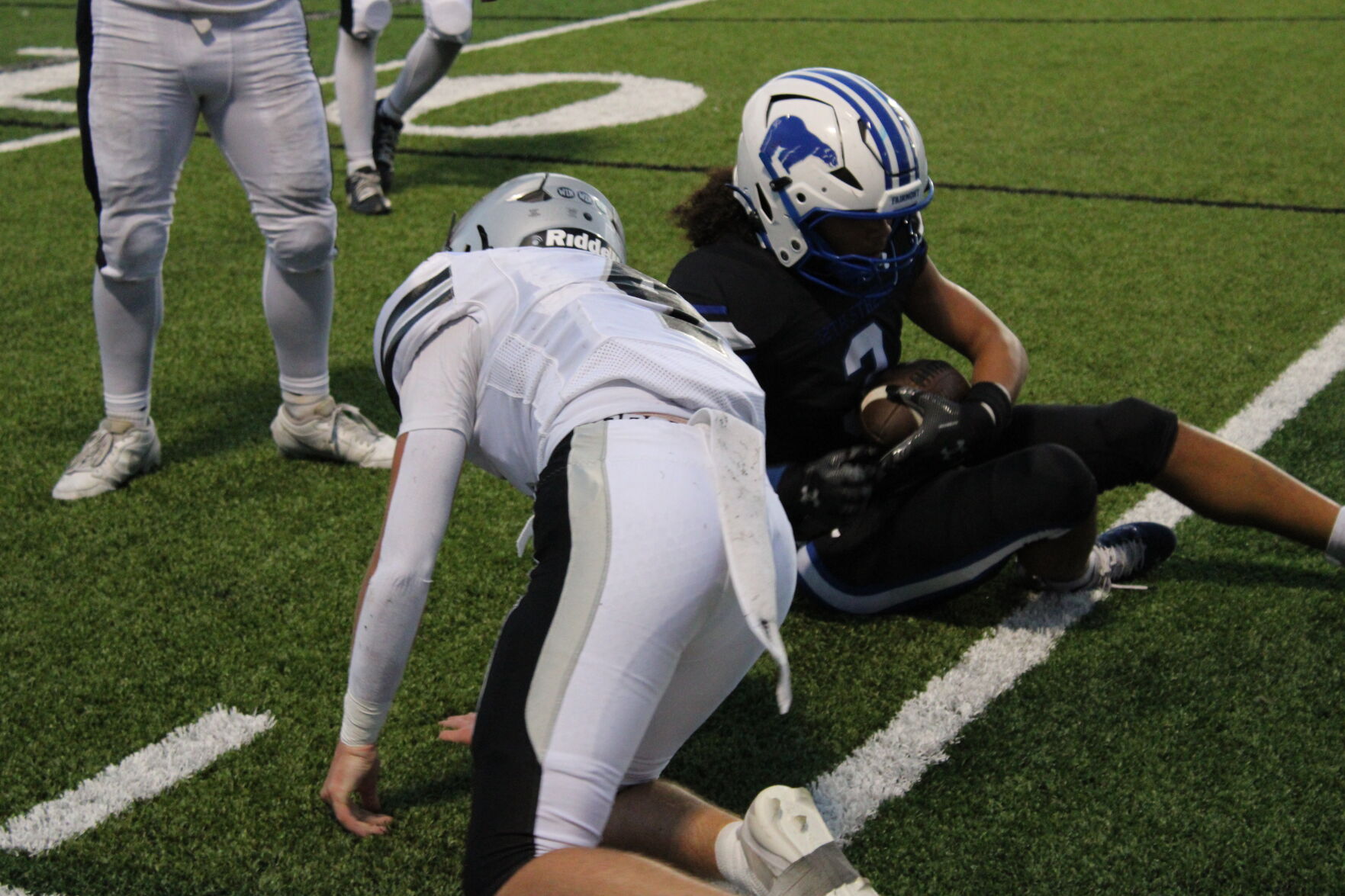 Polar Bears and Huskies prep to finish season strong with eye on ...