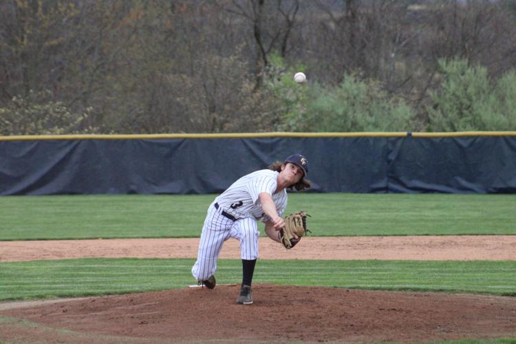 East Fairmont responds to early deficit by mercy ruling Lincoln 14-4 ...