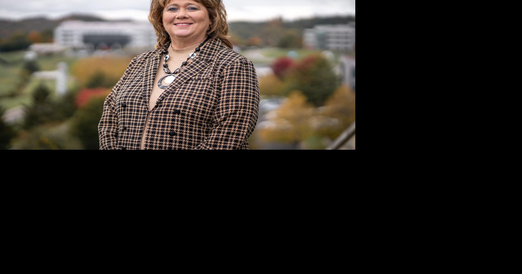 Bridgeport's Amy Cunningham honored as Woman of Distinction for marina ...
