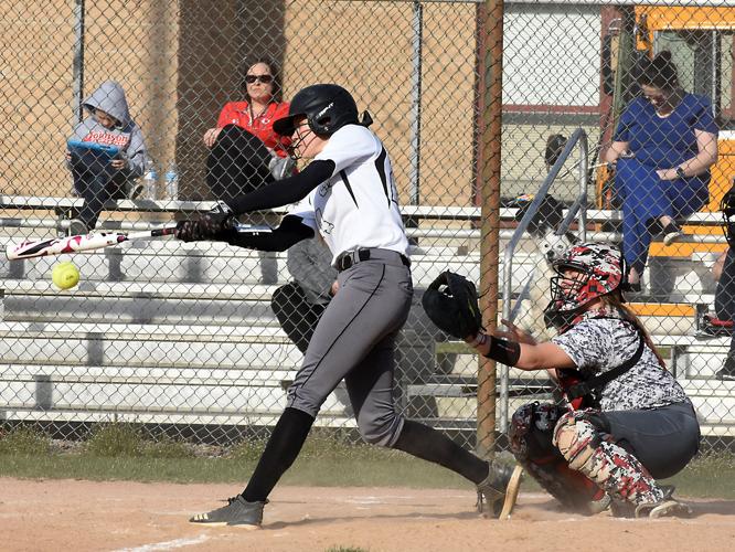 Huskies’ multiple comebacks not enough to down Bridgeport in 8-7 loss ...