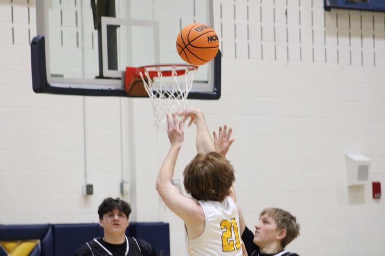 Crouso scores 26 in East Fairmont's 60-44 win against Preston | High ...