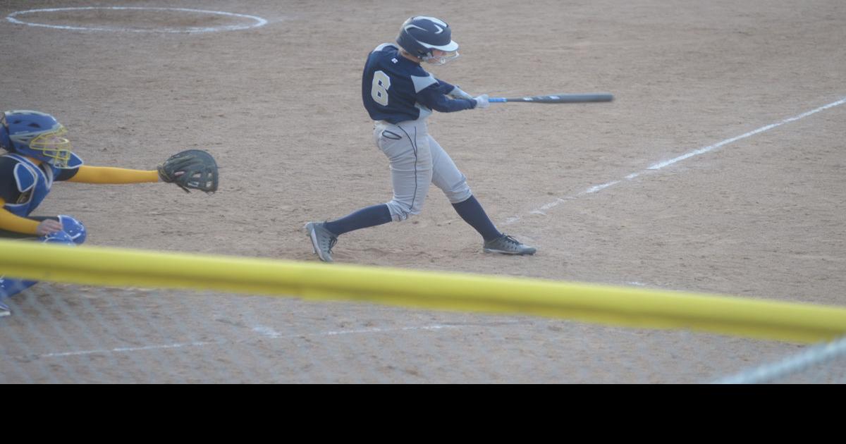 EFHS softball suffers first loss of season: PHOTOS | Sports | timeswv.com