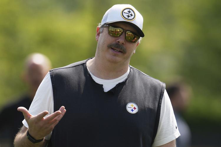 How will Steelers OC Arthur Smith use his new weapons? Certainly not ...