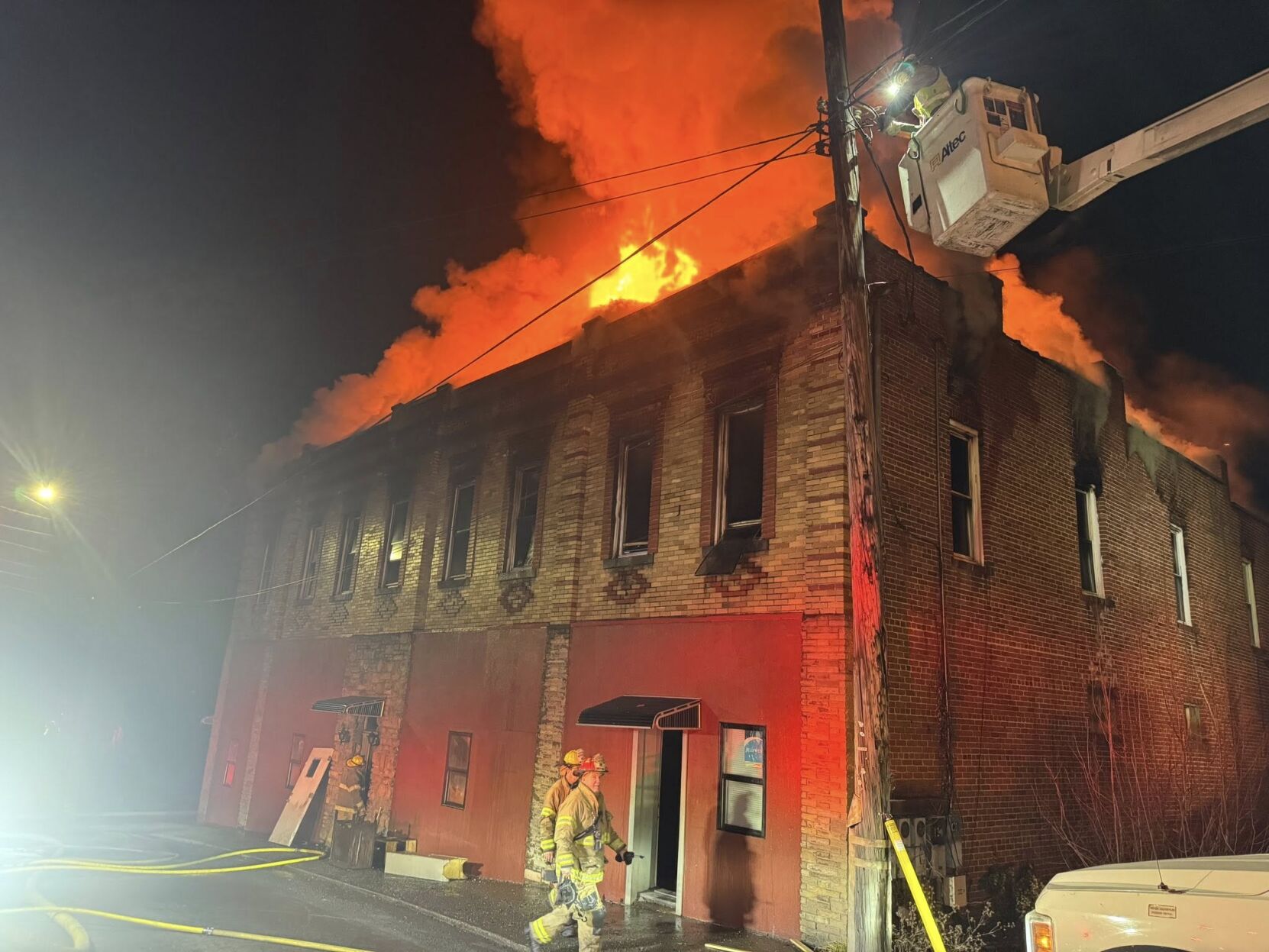 Fairmont building storing antiques destroyed in Thursday fire | Local ...