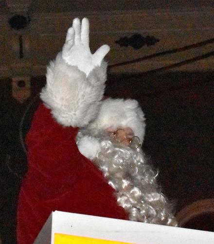 Annual Fairmont Christmas Parade breaks new record for participants ...