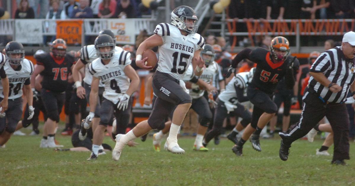 Huskies’ offense explodes in win over Elkins: PHOTOS | Sports | timeswv.com