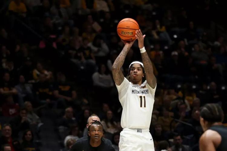 COLUMN: Javon Small's leadership key as Mountaineers head into Big 12 ...
