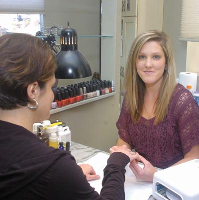 Whitney Helms relocates to Les Cheveux | Business | timeswv.com