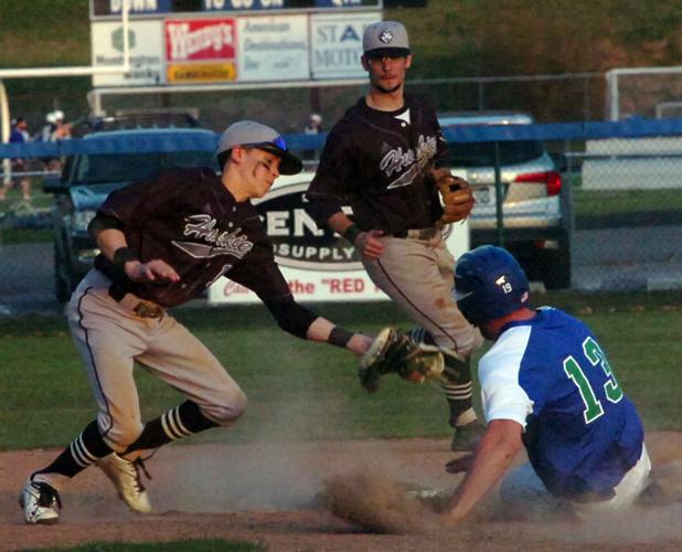 RCB piles up six runs in sixth to win 16-12 over Huskies: PHOTOS ...