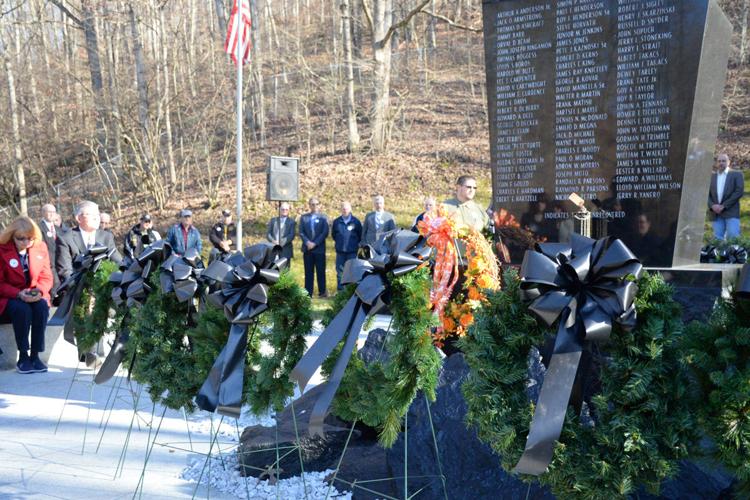 Memorial service remembers, honors miners killed in Farmington No. 9 ...