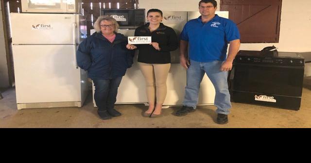 First Exchange Bank donates appliances to Mannington groups | News ...