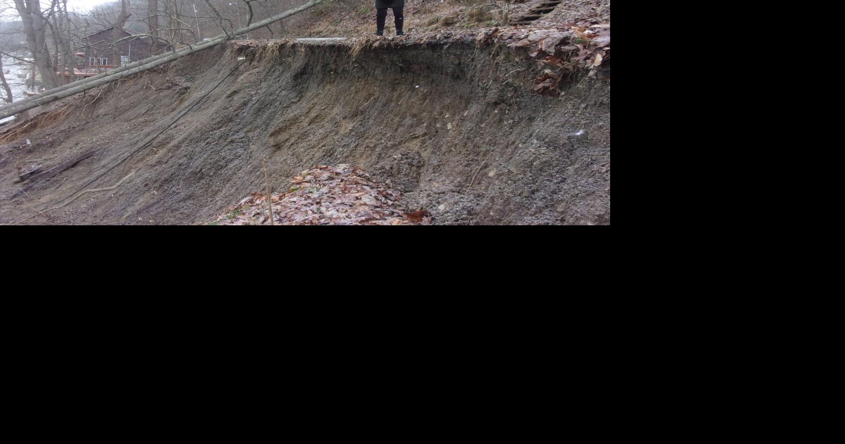 Road slippage strands 13 property owners | News | timeswv.com