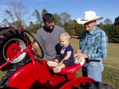Apple Butter brings crowds to Fall Festival | News | timeswv.com