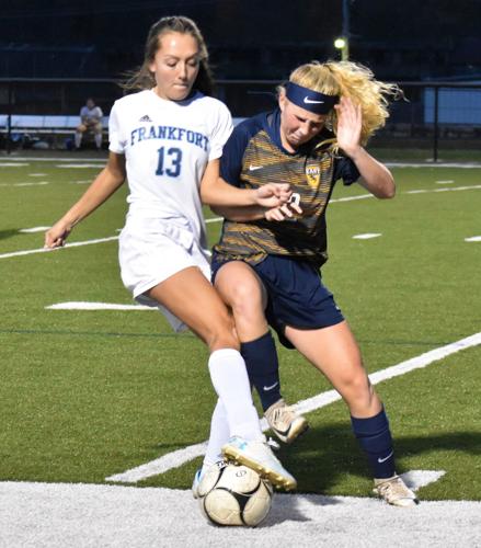 Maxey explodes for 5 goals in playoff debut to lead Lady Bees past ...
