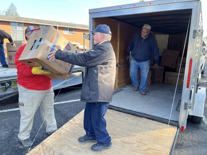 Maple Grove Cemetery prepped, ready for Wreaths Across America | Local ...
