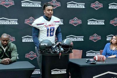Stills ‘honored’ to receive All-America jersey, recognition | Sports ...