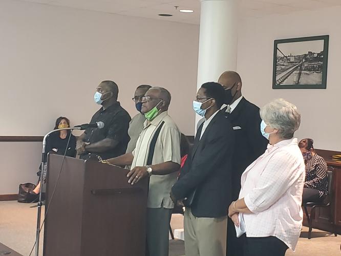Barry Bledsoe does not attend meeting where residents ask for his ...