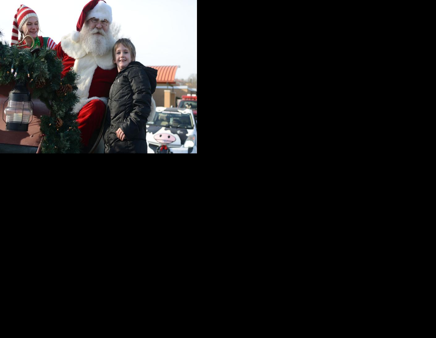 Santa giving loving gift to those in need | Community | tiogapublishing.com