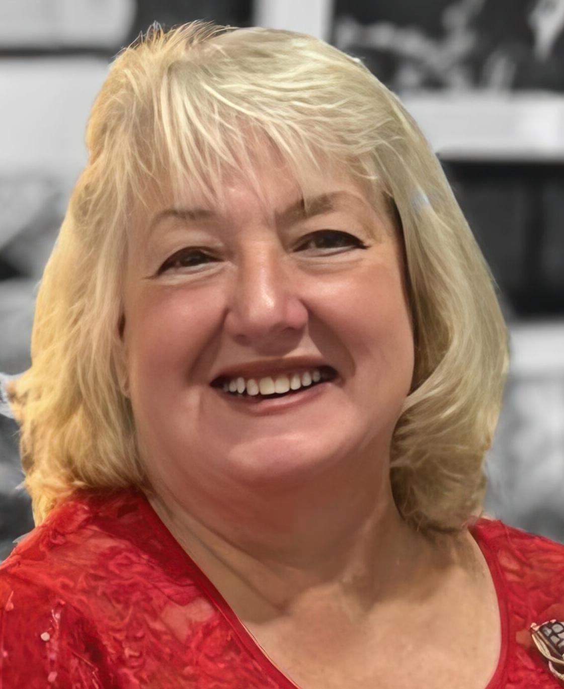 Local photographer Karen Mitcheltree opens display at Arise Café ...