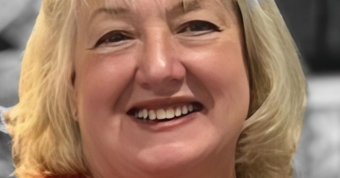 Local photographer Karen Mitcheltree opens display at Arise Café ...