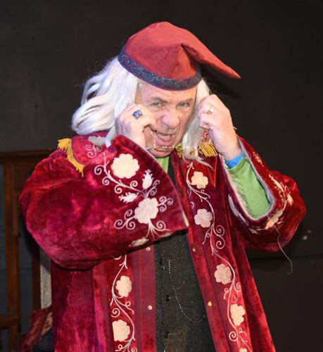 Photos from the Nov. 23 papers are available for viewing | Photos ...