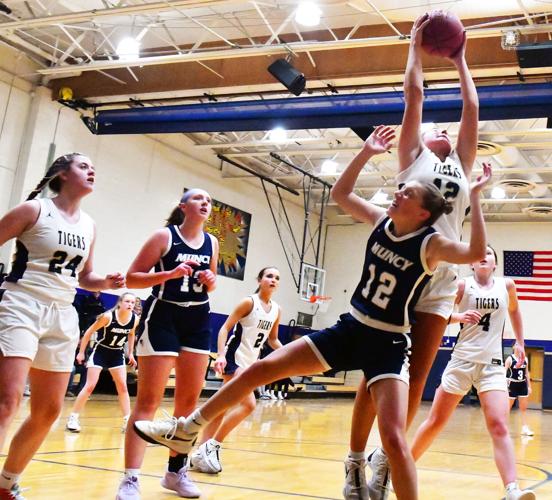 Lightner powers Mansfield to first win, 43-39 | The Wellsboro/Mansfield ...