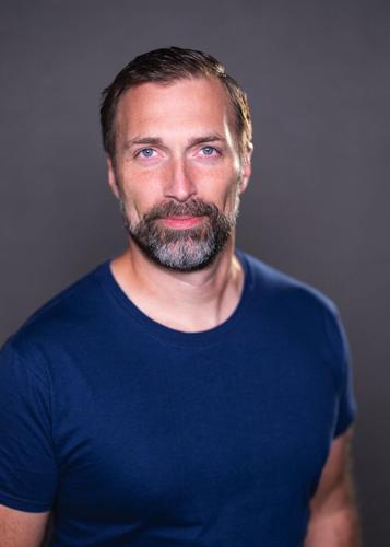 County native stars in new holiday movie | Local | tiogapublishing.com