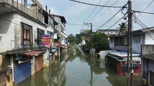 Rain forecasts raise fears in flood-hit Indonesia, Sri Lanka | News ...