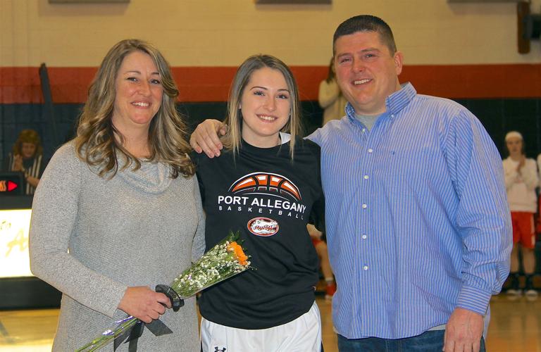 Girls basketball squad honors seniors | News | tiogapublishing.com