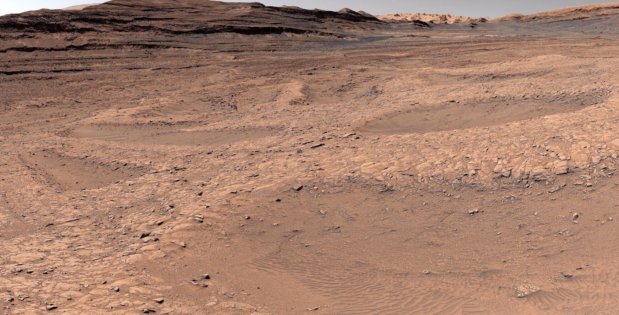 Spiderwebs on Mars? NASA rover spots bizarre landscape | News ...