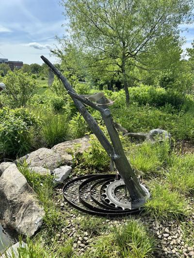 Nelson sculptor installs new work at Penn State | Local ...