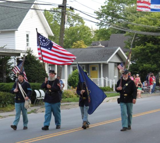 Mansfield hosts huge crowd for Fourth of July parade | Local ...