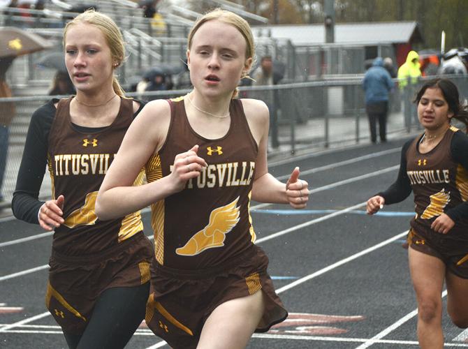 Titusville Rockets track teams run past the Franklin Knights | Sports ...