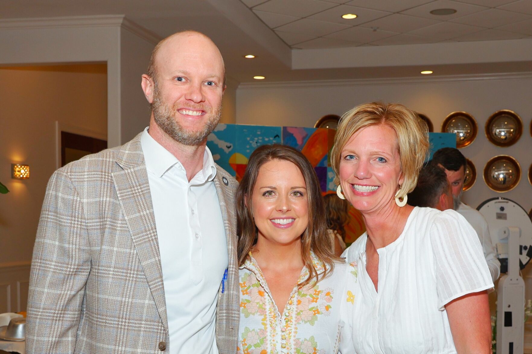 Night In All White | Photo Galleries | topsinlex.com